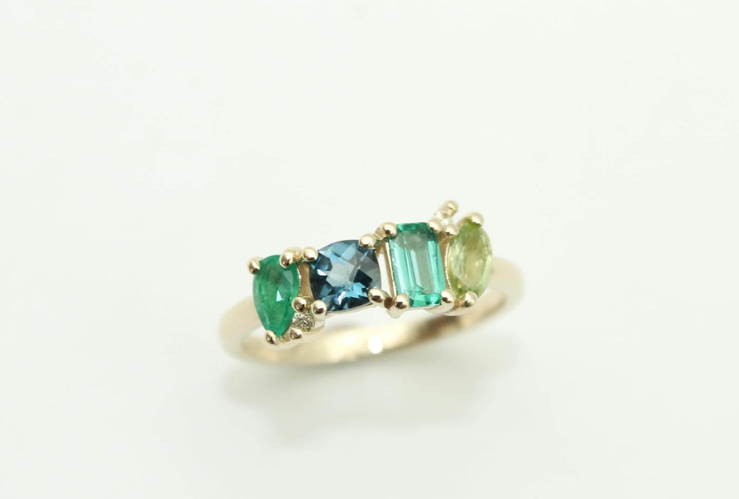 The Complete Guide to Signet Rings: Origin, Styling, Care and More ...